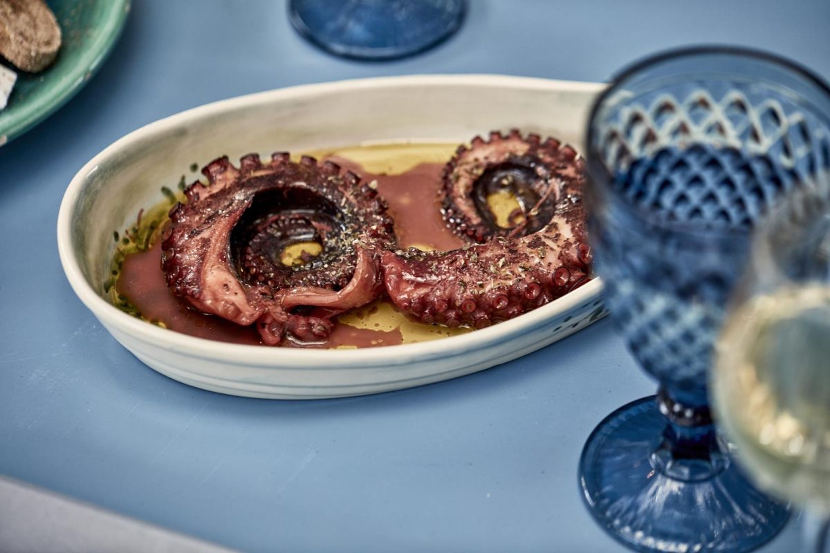 Aegina restaurants - Nontas Fish Restaurant Aegina - Angelina Boutique